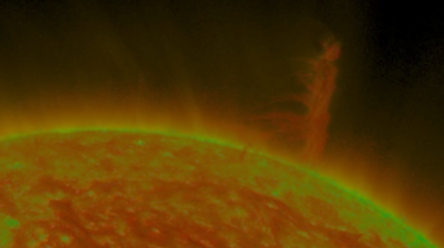 Enorme tornado solar tan alto como 14 Tierras arroja una nube de plasma ...