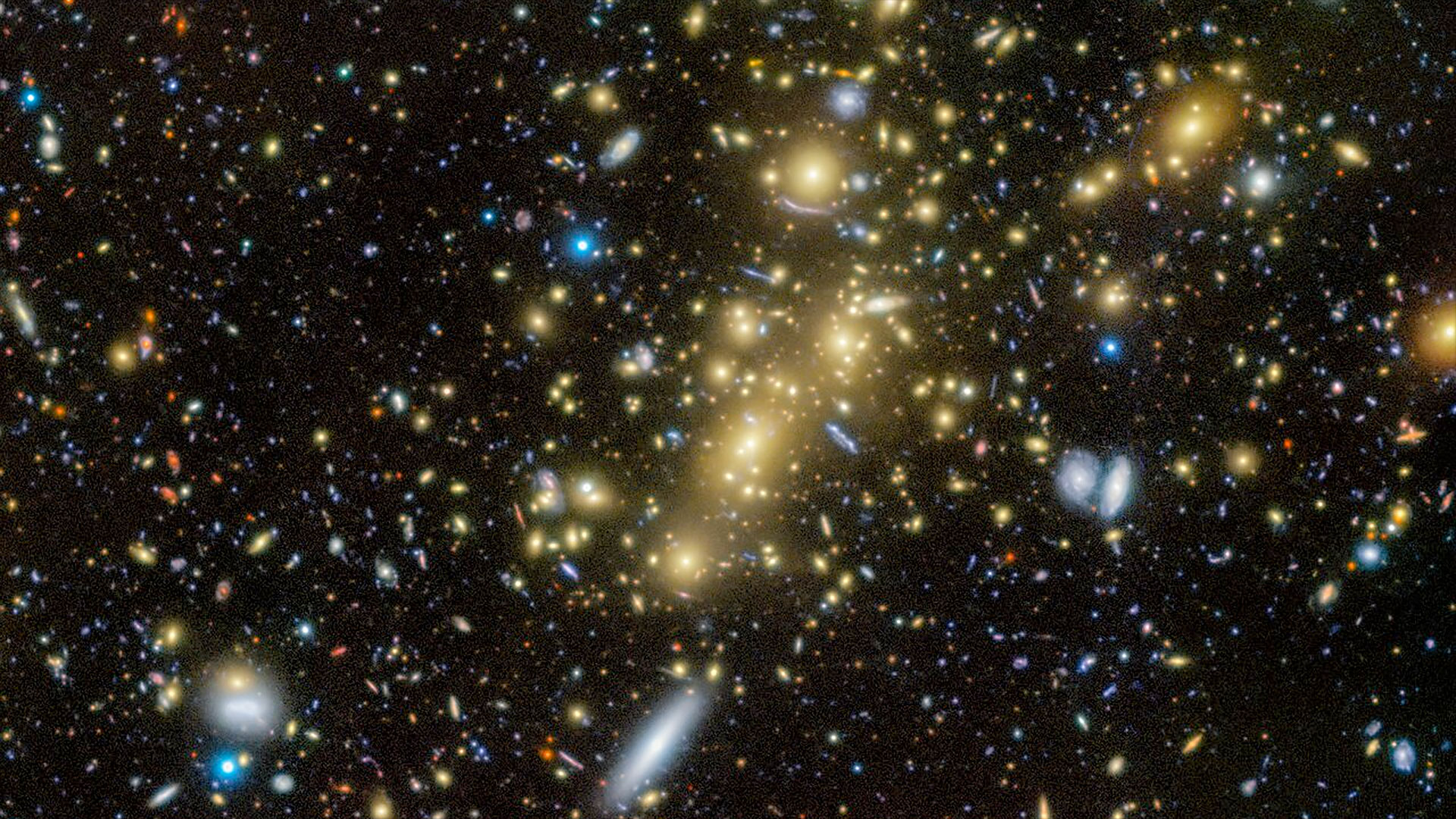 Una visión profunda de Abell 3667 ilumina el pasado de un cúmulo de ...