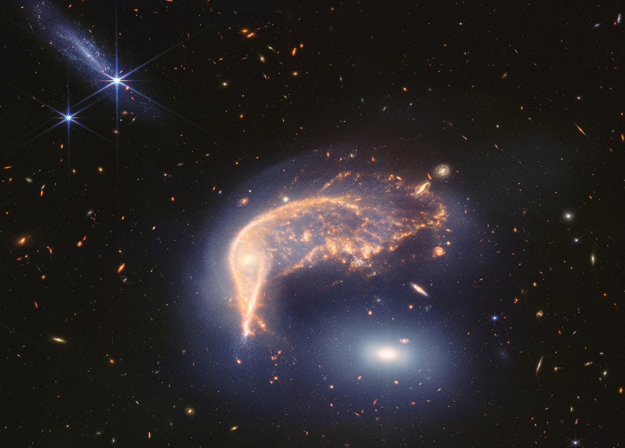 Discovery of a Peculiar Galaxy with a “Red Potato” Appearance - SKYCR.ORG